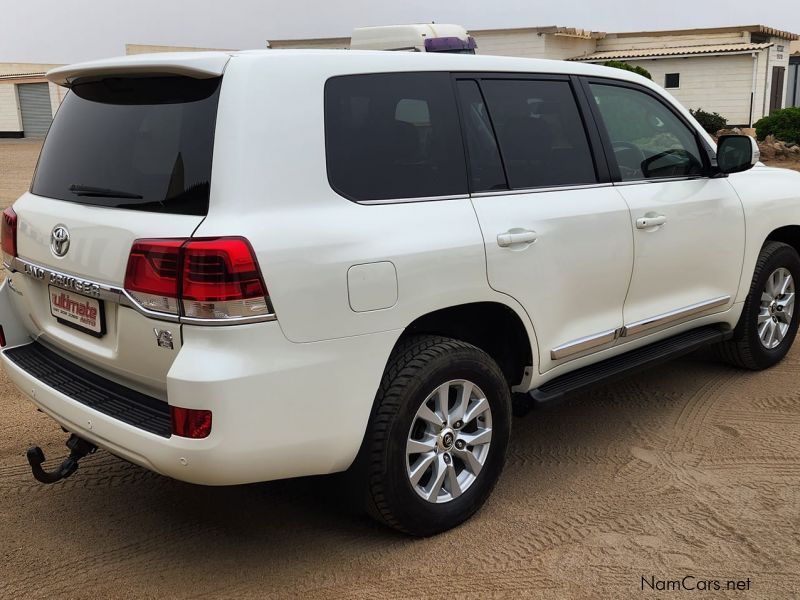 Used Toyota Land Cruiser VX 200 4.5D V8 A/T 4x4 7seater | 2017 Land ...