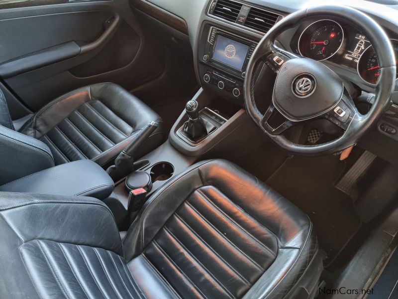 Used Volkswagen Jetta 1.4TSi Comfortline Bluemotion MT | 2017 Jetta 1 ...