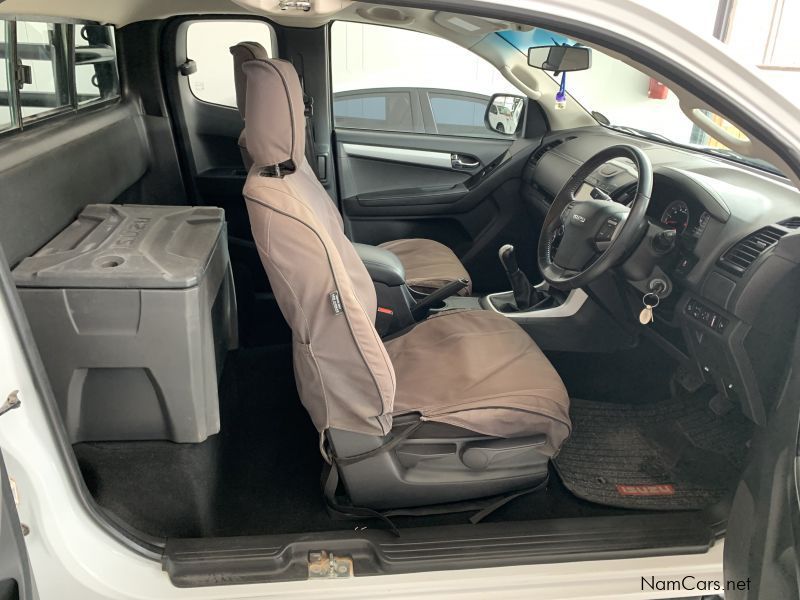 Used Isuzu D MAX 3.0 LX EX/CAB 2X4 | 2020 D MAX 3.0 LX EX/CAB 2X4 for ...