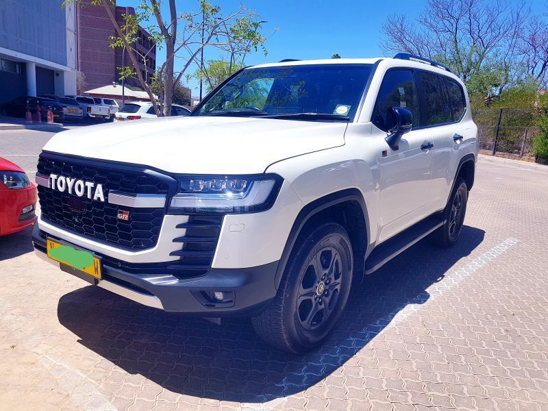 Used Toyota Land Cruiser GR 300 V6 3.3L Diesel | 2021 Land Cruiser GR ...