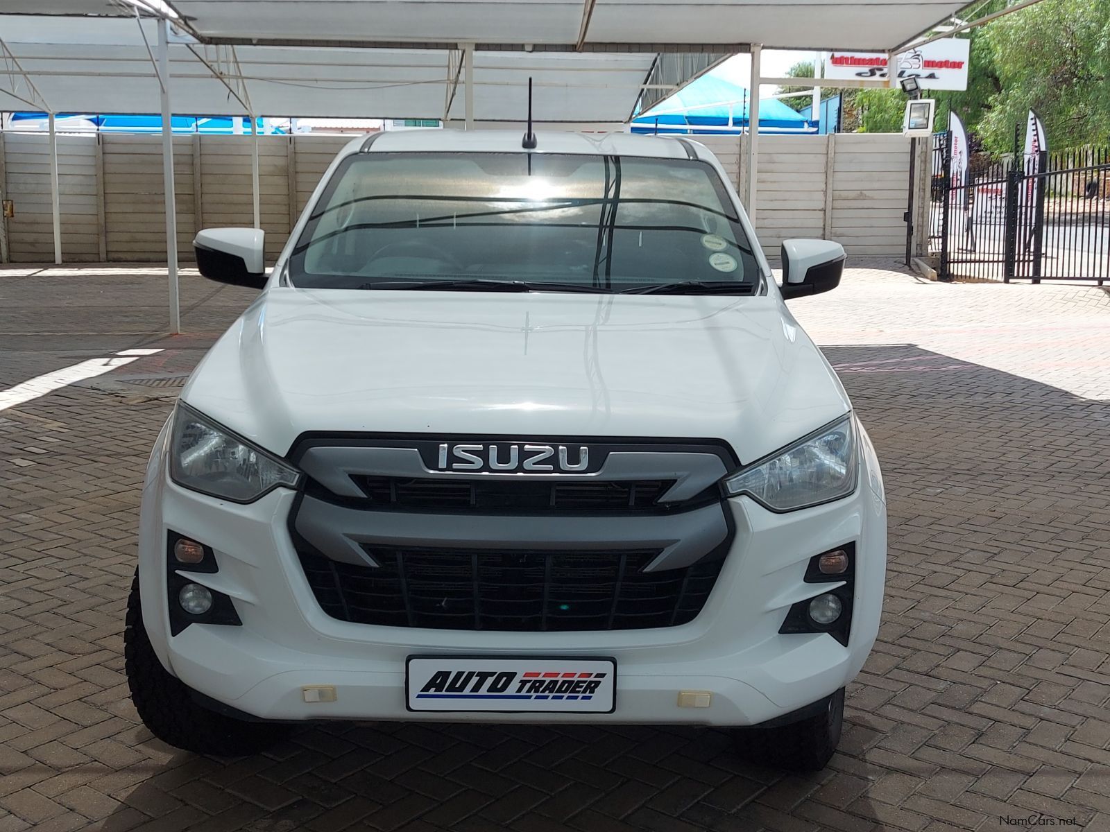 Used Isuzu D-Max DDI LS | 2022 D-Max DDI LS for sale | Windhoek Isuzu D ...