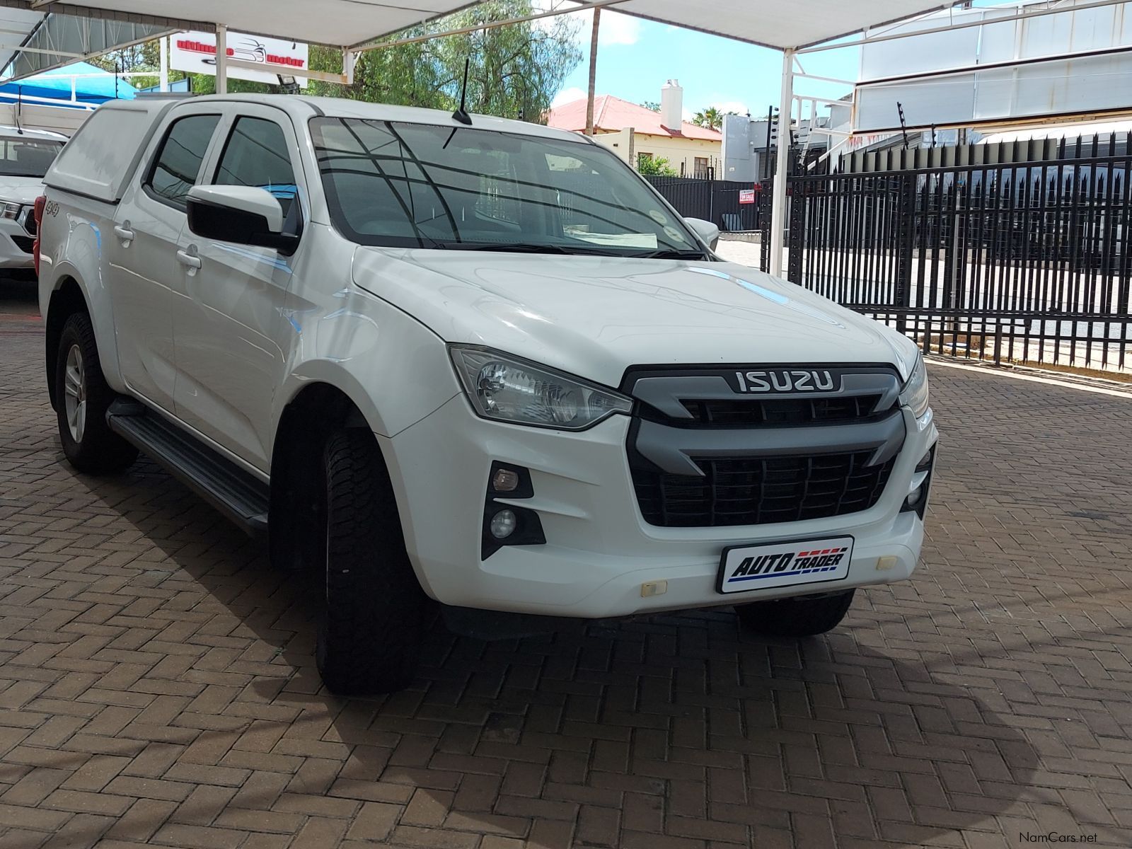 Used Isuzu D-Max DDI LS | 2022 D-Max DDI LS for sale | Windhoek Isuzu D ...