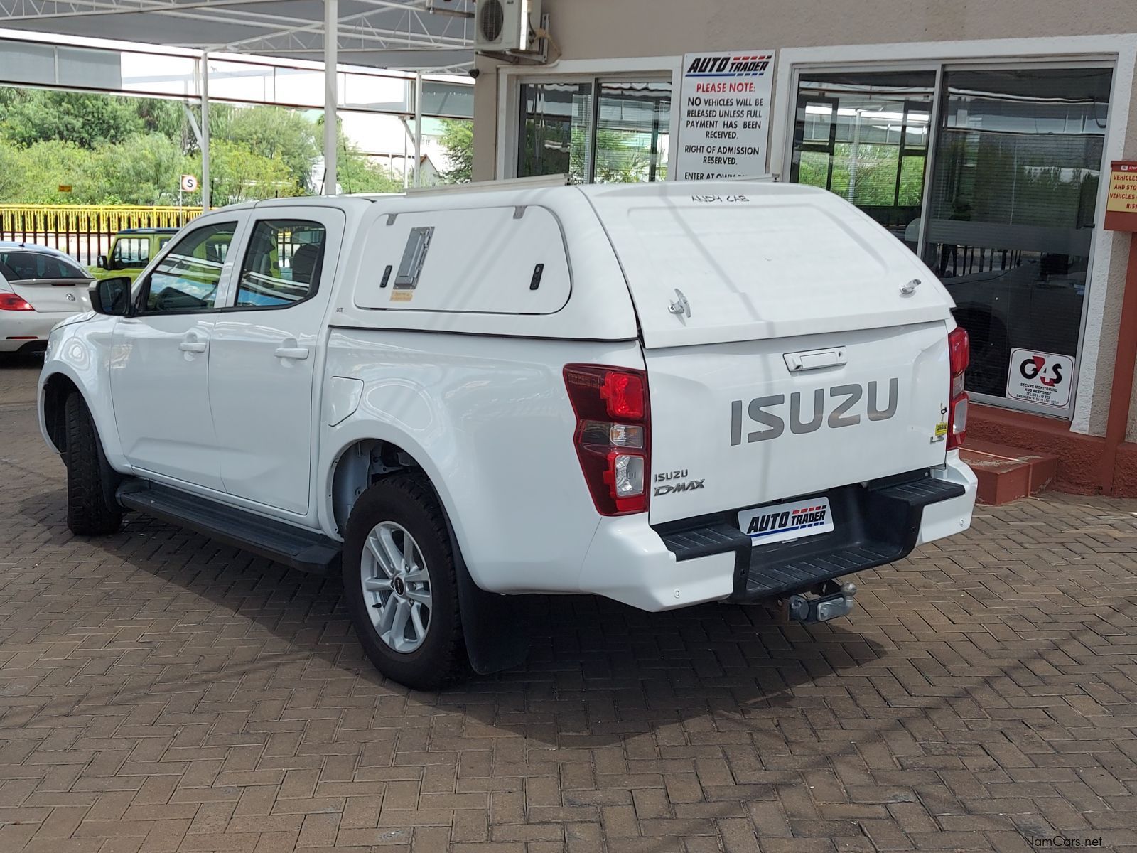 Used Isuzu D-Max DDI LS | 2022 D-Max DDI LS for sale | Windhoek Isuzu D ...