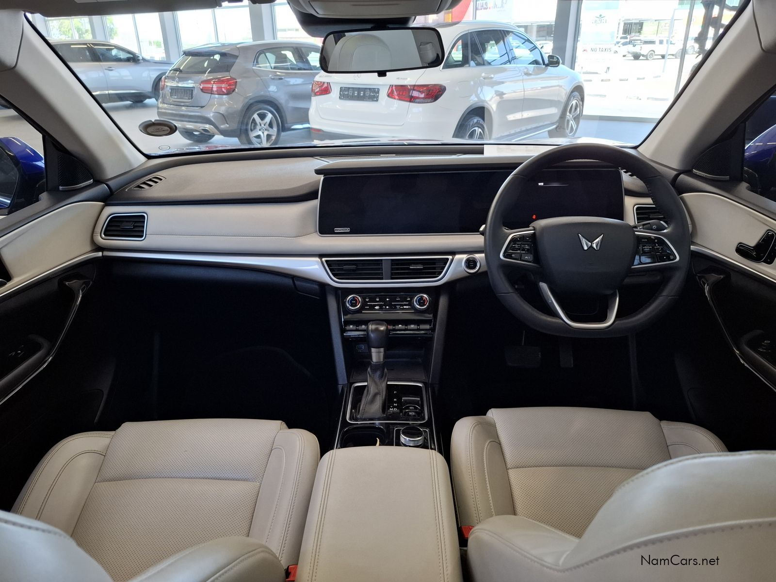Used Mahindra XUV 700 AXL | 2024 XUV 700 AXL for sale | Windhoek ...
