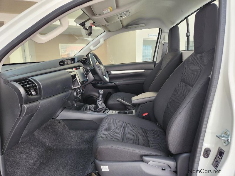 Toyota Hilux SC 2.4GD6 4x2 Raider MT Nuevo | 2024 Hilux SC 2.4GD6 4x2 ...