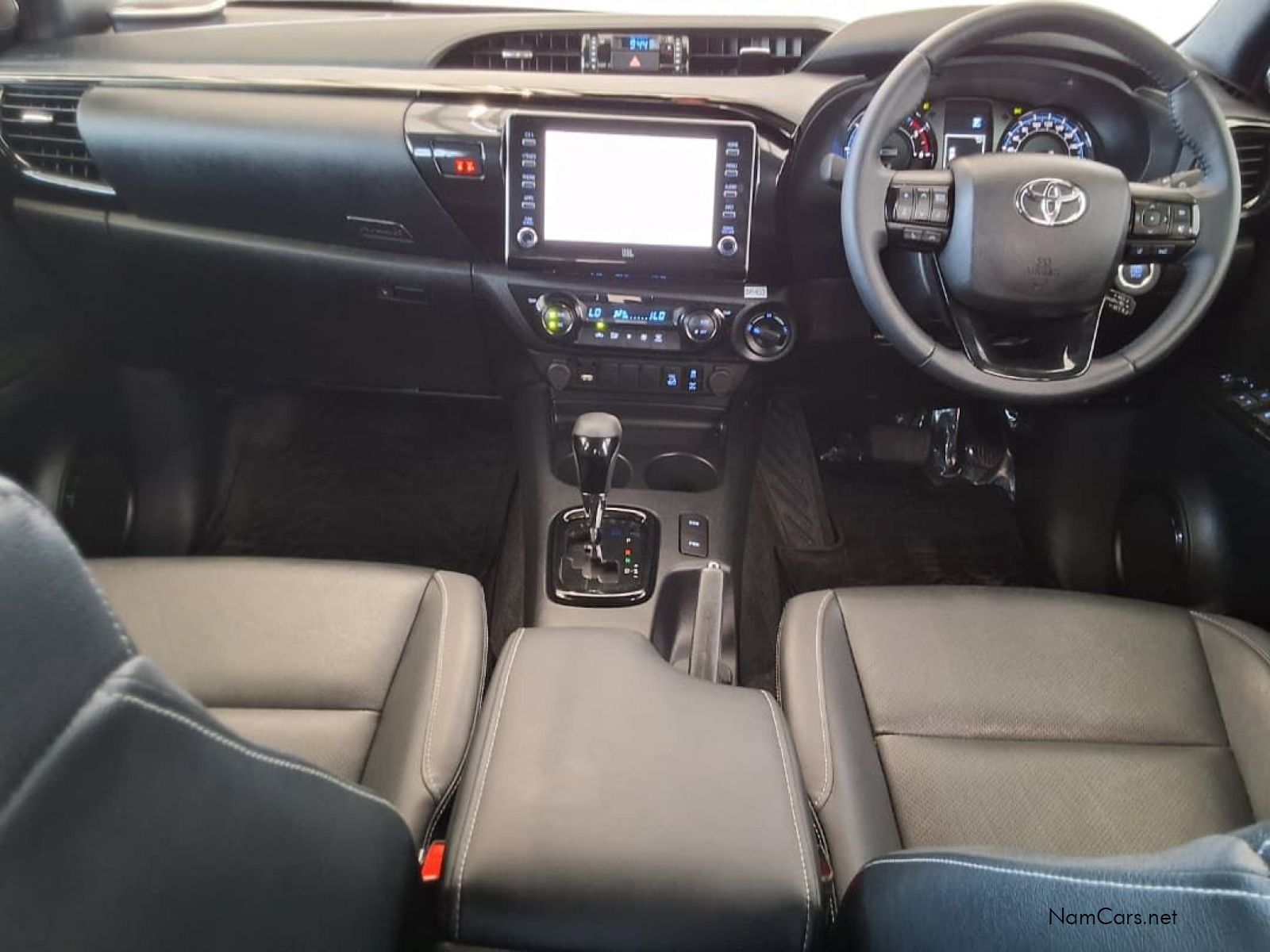 Used Toyota HILUX 2.8 GD-6 LEGEND RS 4X4 AT | 2025 HILUX 2.8 GD-6 ...