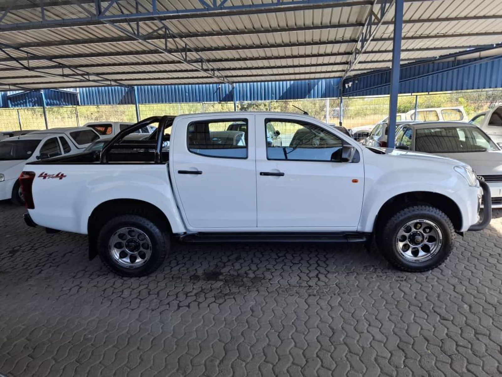 2020 Isuzu KB Series for sale in Namibia - Used Cars - Kalahari Deals ...