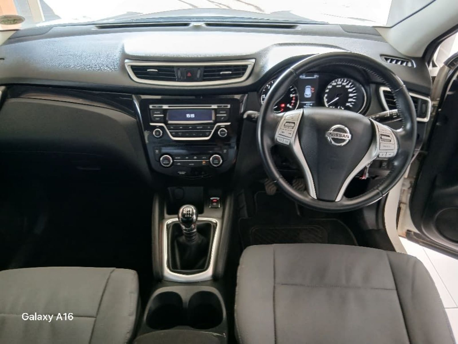 2015 Nissan Qashqai for sale in Namibia - Used Cars - Kalahari Deals ...